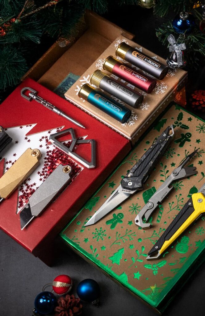 Top 10 Must-Have EDC Accessories in 2026 - Homarosa